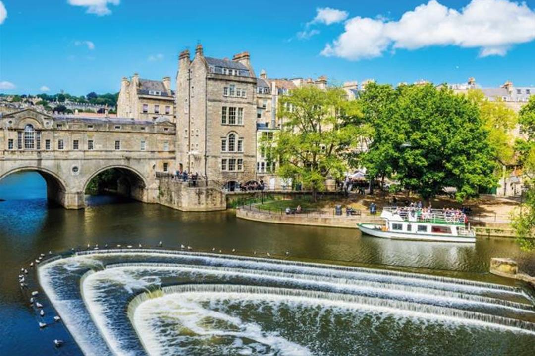 Bath Day Trip by Train from London with Roman Baths and Hop-on Hop-off ...