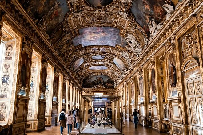 Louvre Tickets with Art and Pop Culture itinerary and Mini Walking Tour ...